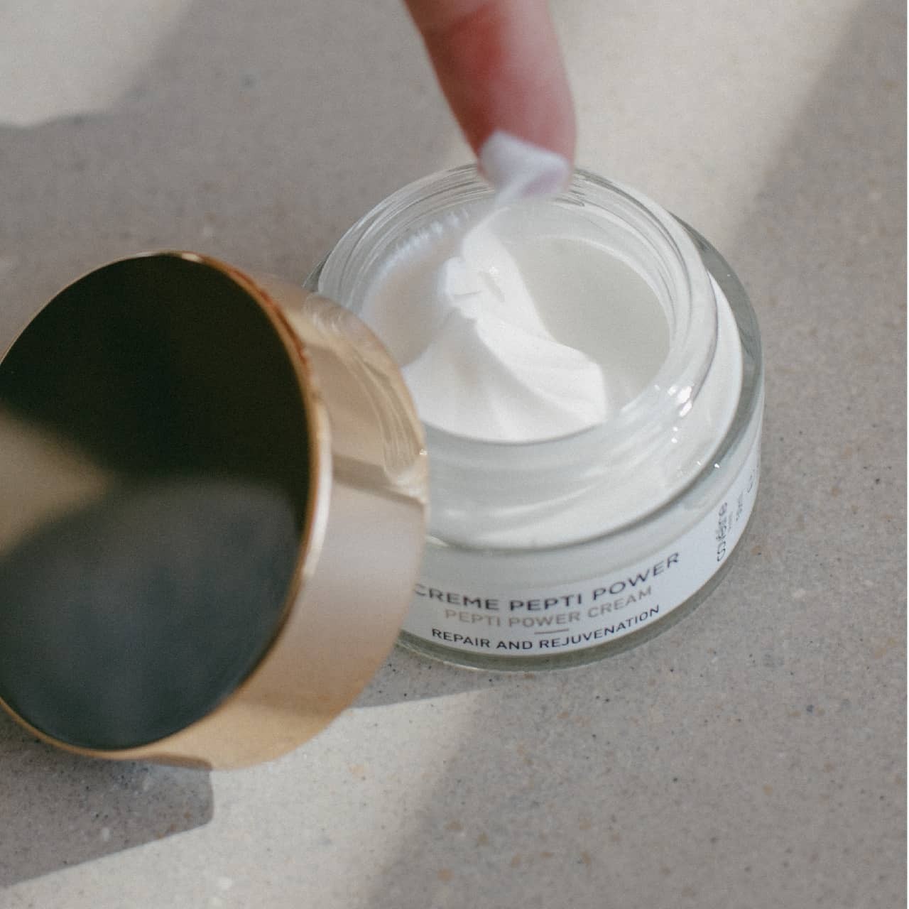 Pepti Power Cream | Covéline Paris | Hydrating regenerating anti-aging